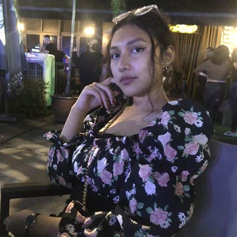 Posting Alisa Adrianalemon8