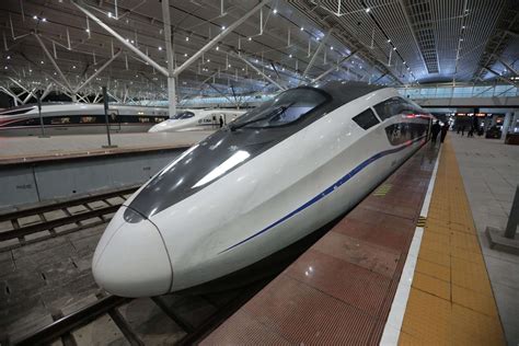 提前7天可免费变更一次 深航春运计划日均560航班