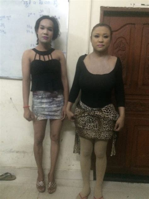 នគរបាល ប៉ុស្ដិ៍ វត្ត ភ្នំ ចុះ ប្រមូល ជនអនាថា និង ស្ដ្រី រកស៊ី ផ្លូវភេទ នៅ ជុំវិញ បរិ វេន វត្ត