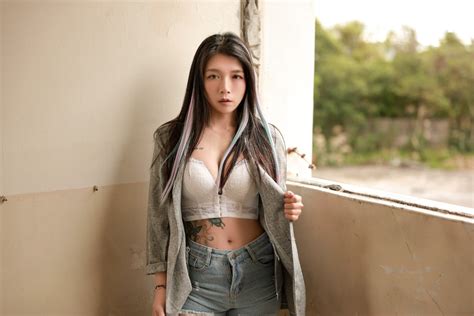 JVID on Twitter 熱門解鎖 85P全裸無碼最新作歐美性感巨乳Lisa野外盡情誘惑忍不住濕透啦 創作者