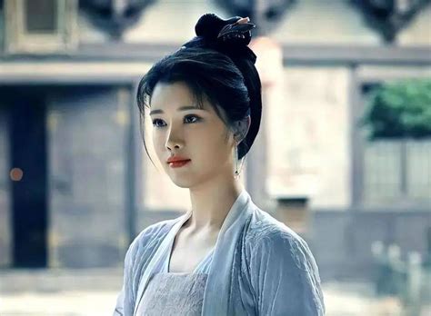 被嘲靠爹妈，出道二十年都不火，这5位星二代如今终于逆袭了王骁奚望林雨申丁嘉丽黑狐奚望新浪新闻