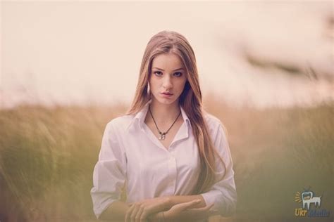8 причин чому красиві дівчата часто самотні