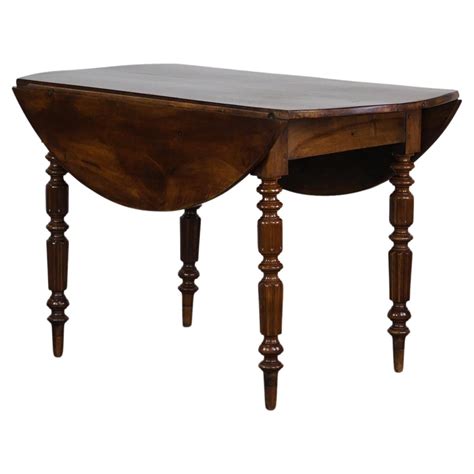 Antique English Lop Table From The 19th Century With Elegant Legs For Sale At 1stdibs