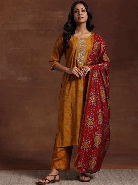 Buy Libas Floral Embroidered Gotta Patti Kurta With Trousers And Dupatta