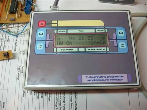 Central Heating Programmer With PIC F A And Serial Interface