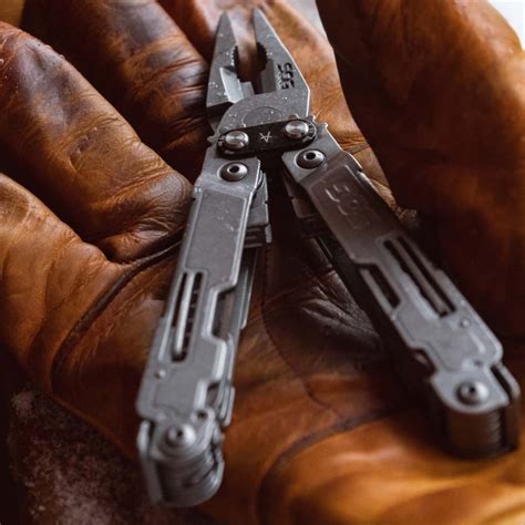 SOG - Power Access Deluxe - Silver | meister-messer.ch