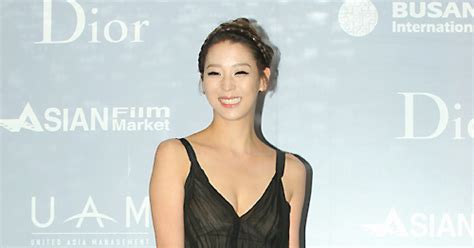 포토엔 한고은 마릴린 먼로 연상케하는 포즈