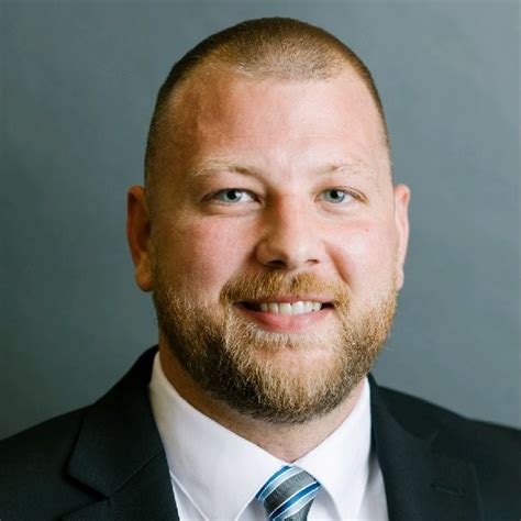 Robert Porterfield Valuation Associate Cbre Linkedin