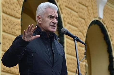 Сидеров с жалба срещу Слави Бинев заканил се да „изкара тестисите му