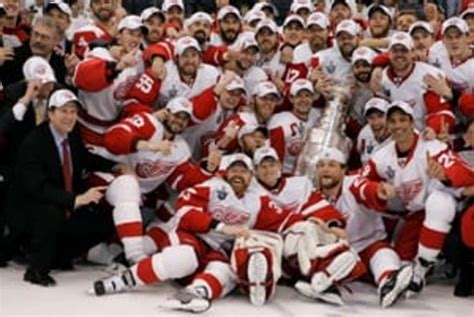 Stanley Cup Champion Detroit Red Wings Prove They Re Still Winners