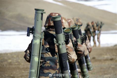 炸裂输出雪域高原火箭筒射击现场燃爆了