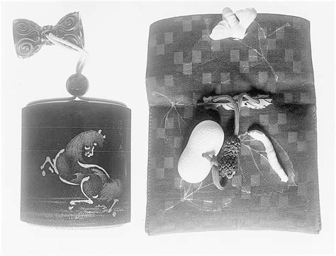 Netsuke In The Form Of A Drum Works Museum Of Fine Arts Boston