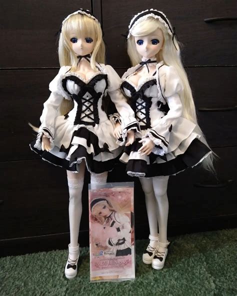 Nieves Is Home Sasara White Gothic New Arrivals Dolldreaming