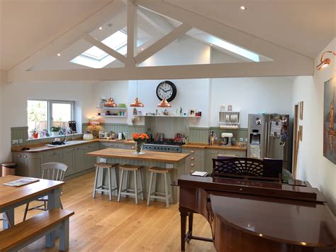 Glulam Timber Frame Design Scope Span Sizes And Benefits With Buckland