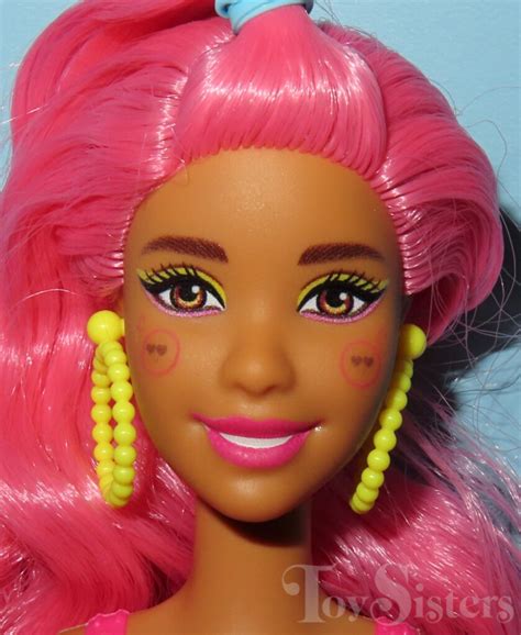 Color Reveal Series Neon Tie Dye Barbie Pink HCC Toy Sisters