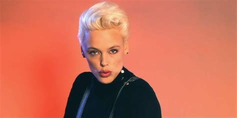 Brigitte Nielsen Wallpapers Wallpics Net Wallpapers Photos Pictures Backgrounds