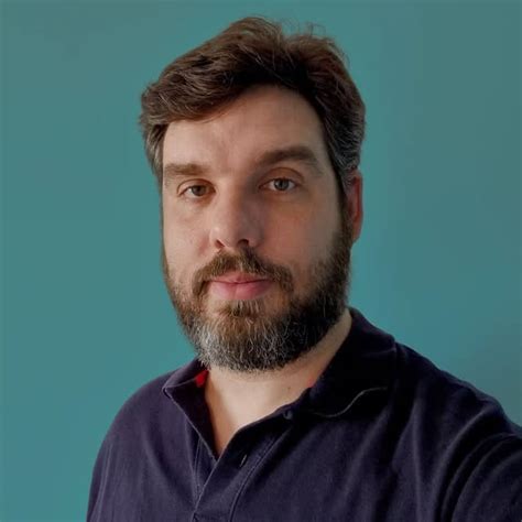 Tomás Nogueira Tomas Rnogueira • Threads Say More