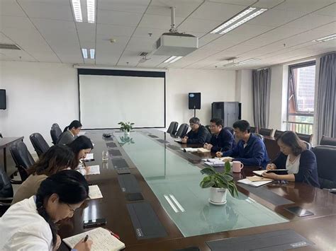 校工会党支部学习领会余敏明书记在“双代会”上的讲话精神 中国教育工会西南交通大学委员会