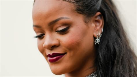 Rihanna Has An Impressive New Accomplishment To Celebrate