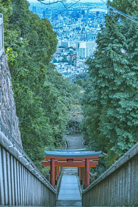 参道からの街並み GANREF