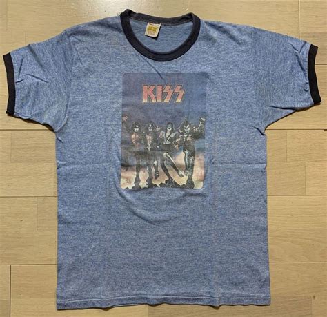 Kiss Tシャツ メルカリ