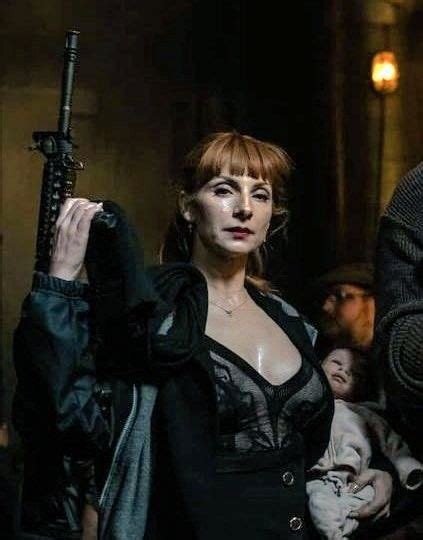 Pin De 🪐 Em La Casa De Papel Casa De Papel Patroa Amor Da Minha Vida