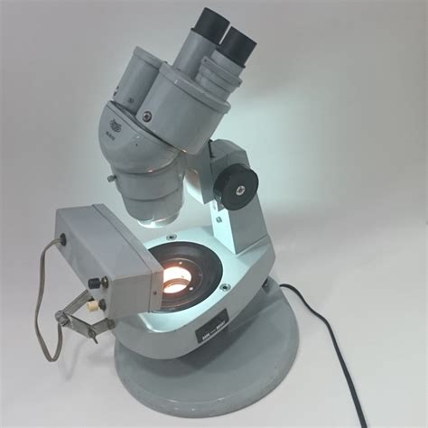 【傷や汚れあり】1円～shimadzu 島津製作所 顕微鏡 №18132 10倍率 付属レンズ5倍付 通電可の落札情報詳細 ヤフオク落札