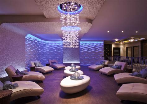 GET CARRIED AWAY WITH SEX AND THE CITY SPA PACKAGES Premier Guide Miami