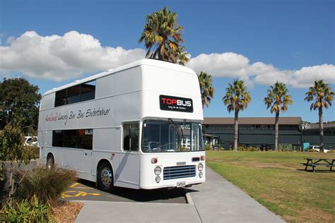 Auckland S Only Luxury Limo Party Bus Topbus Party Bus