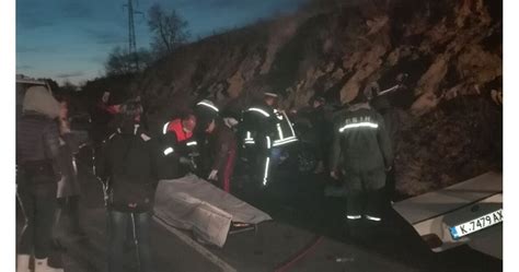 Несъобразена скорост причинала катастрофата край Кирково Снимки Видео