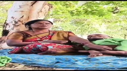 Desi Paid Randi Viral Outdoor Sex With A Dwarf Client