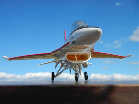 General Dynamics Yf 16 Monogram 1 48 Imodeler