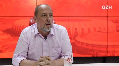 Barcellos Fala Sobre Busca Por Jogadores E Foco No Brasileiro Vai