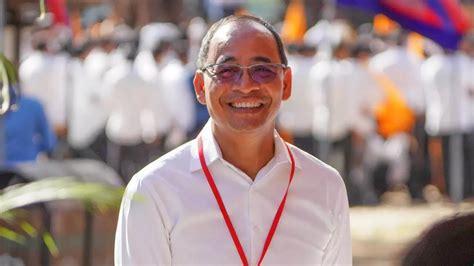 លោក ឡុង កុសល៖ ព្រឹត្តិការណ៍សមរាត្រីឆ្នាំ២០២៥អាចទាក់ទាញភ្ញៀវទេសចរច្រើនជាងឆ្នាំមុនៗ Youtube