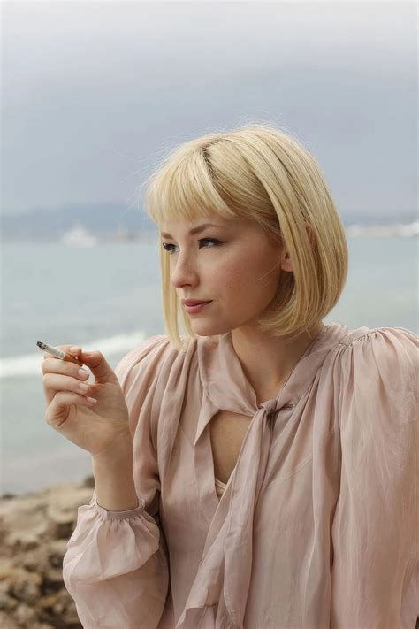 96 Coolest Short Bob Haircuts With Bangs Styleoholic
