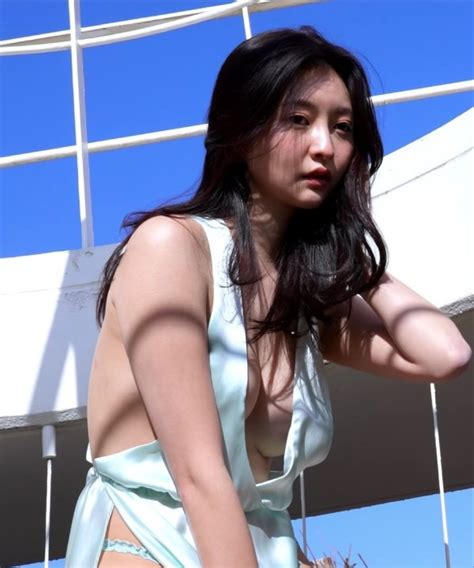ウーバー配達員・橋本萌花のノーブラ生乳グラビア │ アダルトニュース時短