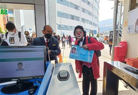 El Arte De Crear Risas Conoce La Historia De Chupetito Estudiante