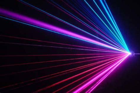Transmisión de datos por fibra óptica alcanza nuevo récord usando un