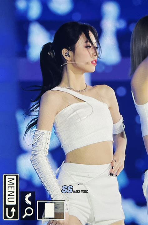 Yuna Thailand On Twitter Rt Shinsarang Yn 221224 ˗ˋˏ 이쁘다아 ♡ ˎˊ˗ 유나
