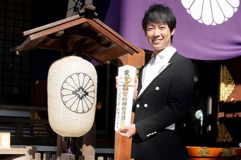 松阪ゆうきが出身地・三重県ゆかりの東京大神宮で新曲「真実の愛」ヒット祈願 「来年の紅白を目指して頑張ります！」と意欲