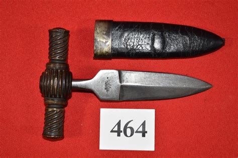 Lot Push Dagger