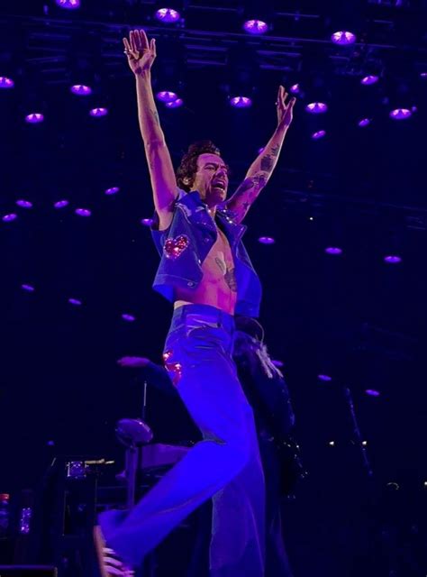 Harry Styles 𔘓 Love On Tour October 3rd Austin Tx Vi 💌 Harry Styles