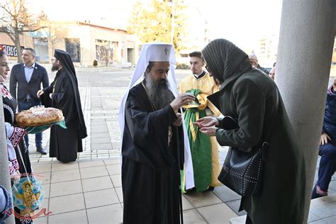 Патриаршеска литургия в храм Св Николай гр Елин Пелин 26 01 2025