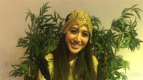 Dua Tahun Rasakan Indahnya Pernikahan Sania Ditinggal Suami Untuk