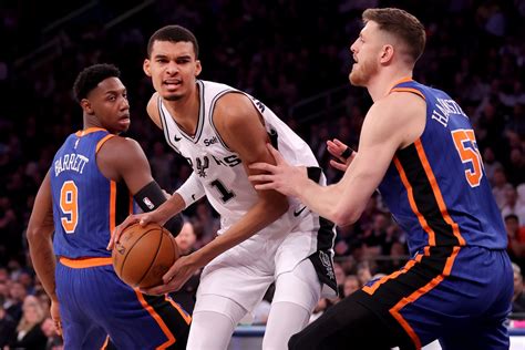 San Antonio Spurs Drop Third Straight Vs New York Knicks As Victor
