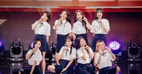 러블리즈 3년만 완전체 무대 깜짝 손님도 등장 ‘놀뭐