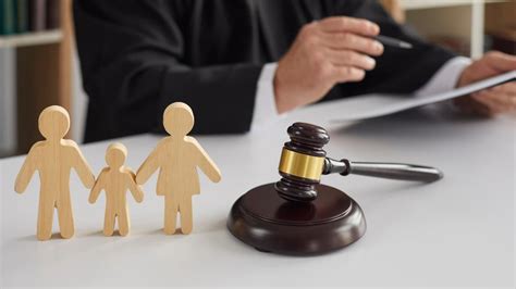 Hak Asuh Anak Ketika Bercerai Jatuh Ke Ibu Atau Ayah Ini Aturannya Ibupedia