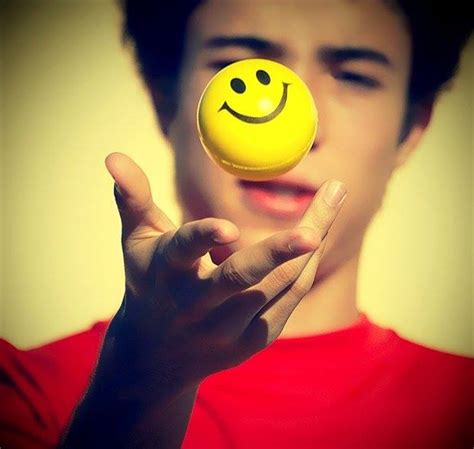 ყველაფერი ყველაფერზე