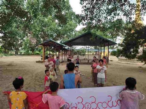 ကယ်တင်ရှင်မရှာ ဒို့ကျေးရွာ သပိတ် စစ်ကြောင်းက စစ်အာဏာရှင် တော်လှန်ရေး