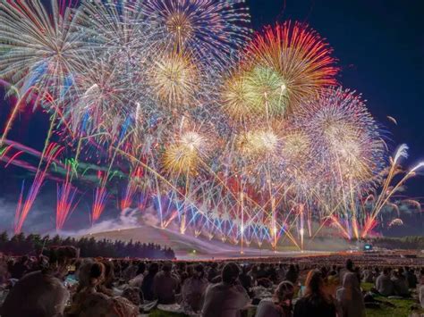 北海道芸術花火｜北海道の「今」をお届け Domingo ドミンゴ